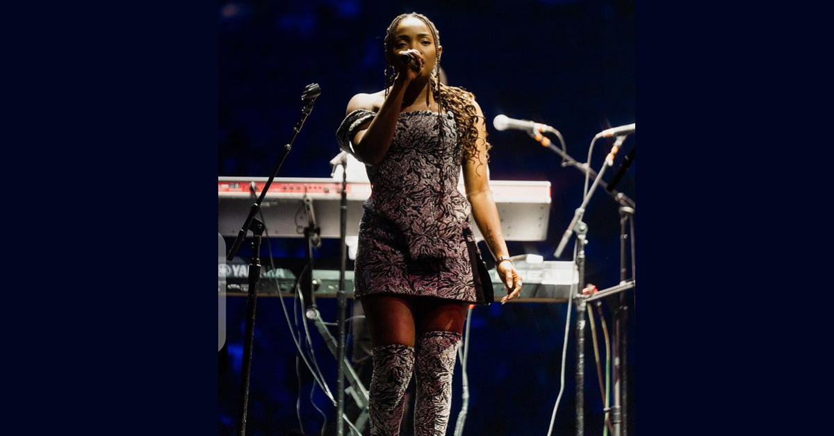 Simi Songs: Behind Her Music - Pianowella